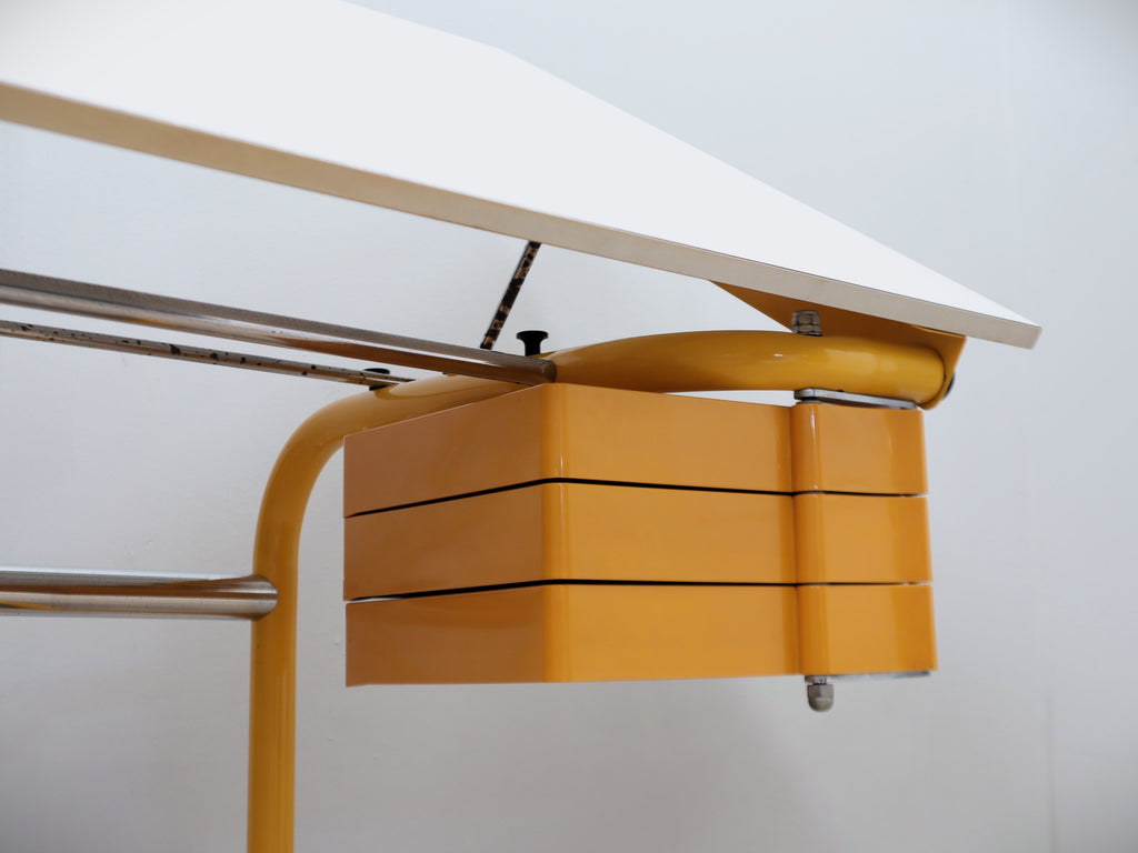 Joe Colombo (attr.) yellow adjustable writing desk BIEFFEPLAST 1960s ...
